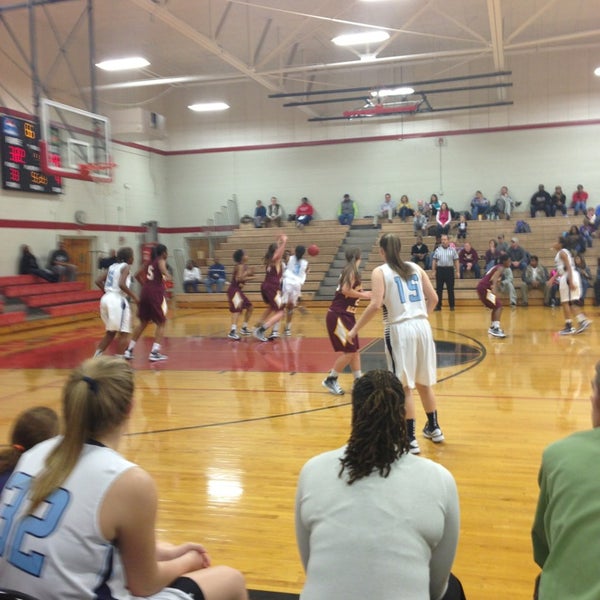 Decatur High School - 1011 Prospect Dr SE