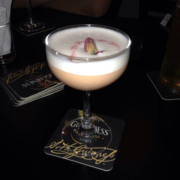 SIX Bar. Lounge. Restaurant - Bangsar Baru - 5 tips from 1747 visitors