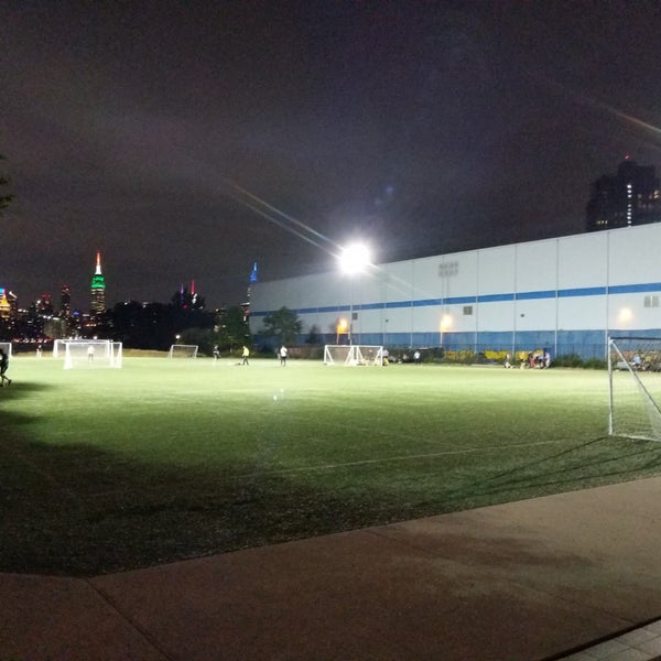 Bushwick Inlet Park Soccer Field - Soccer Field in Williamsburg