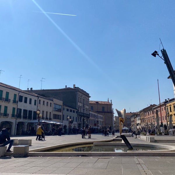 Piazza Erminio Ferretto - 13 tips