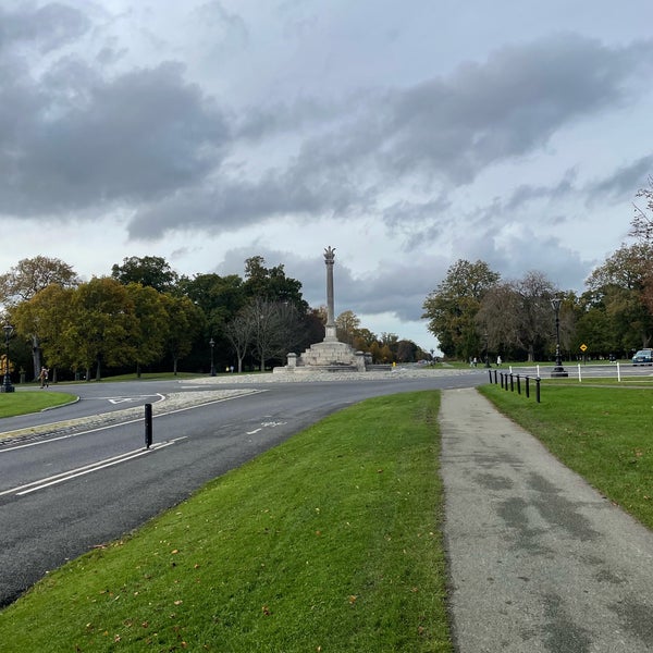 The Phoenix Monument - Monument in Phoenix Park