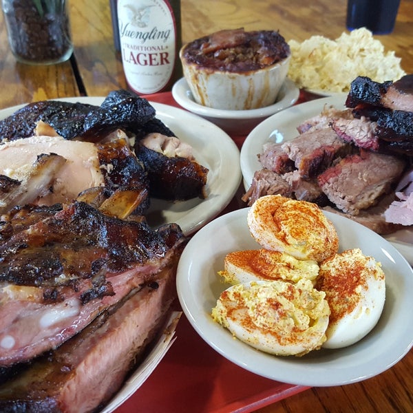 Stubby's BBQ - BBQ Joint