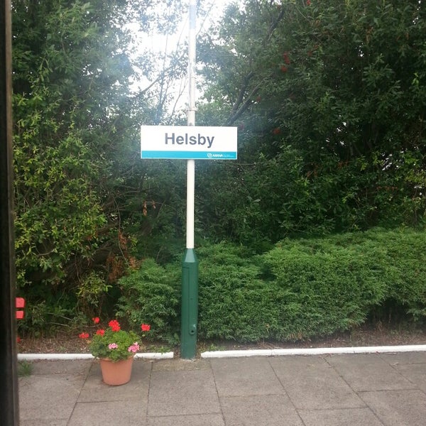 Helsby Railway Station (HSB) - 2 tips from 268 visitors