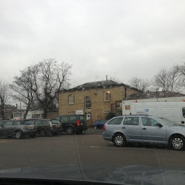 Mirfield Library - Easthorpe Lodge