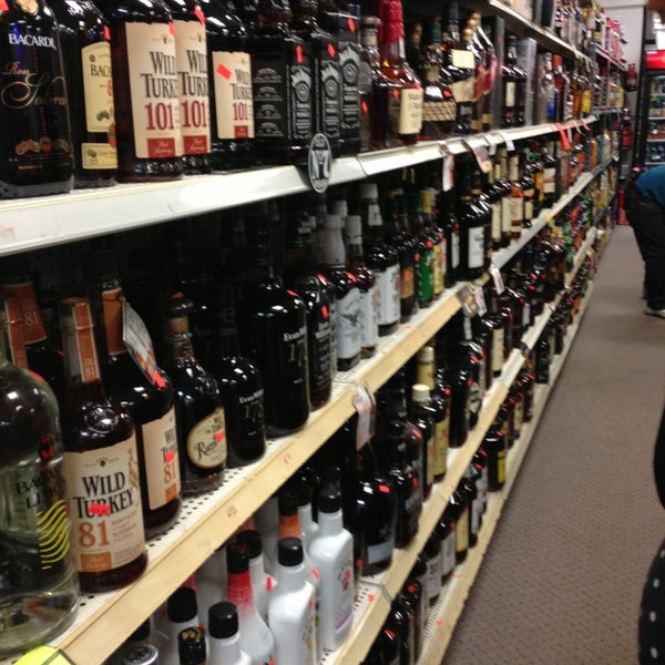 TNT Package Beer Wine & Liquor - 3 tips from 136 visitors