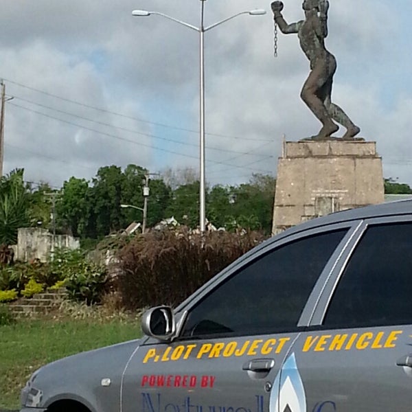 Bussa Emancipation Monument - 3 tips