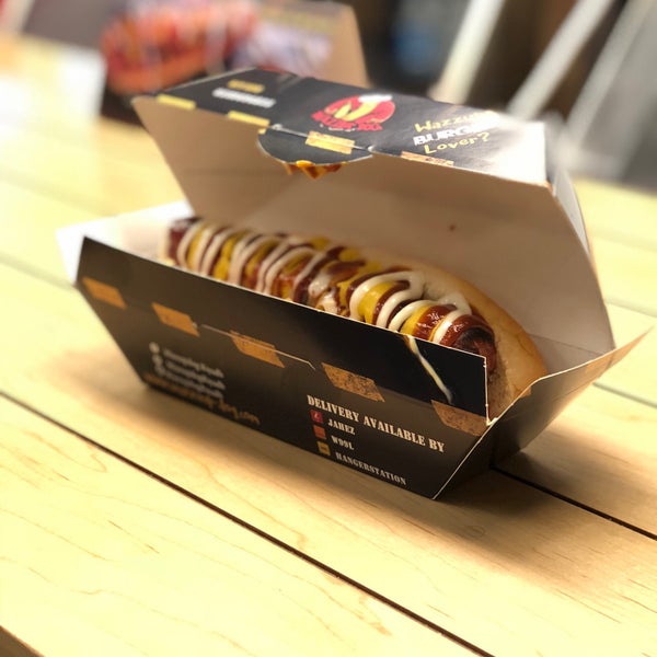 Wazzup Dog - الملقا - الرياض, منطقة الرياض‎