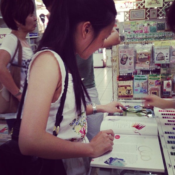 Sin Seng Lee (House of Knit, Sew and Craft) - 36 visitors