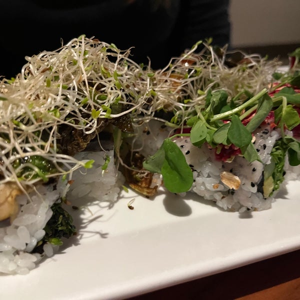Red Sushi - Sushi Restaurant in Madison