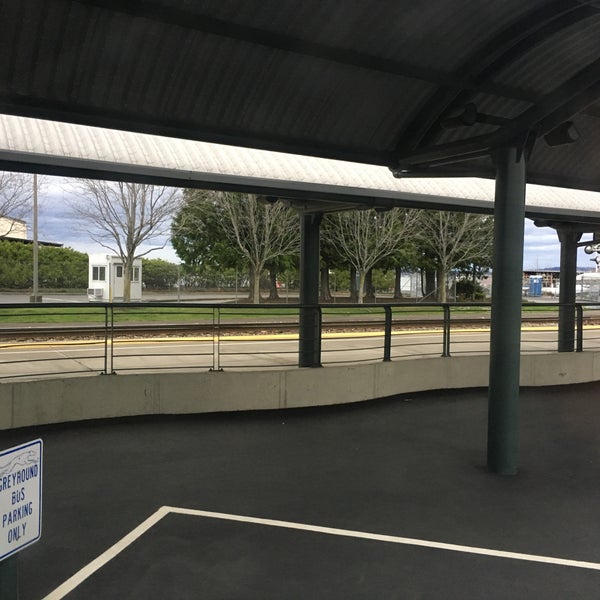 Bellingham Amtrak Station - Rail Station in Bellingham