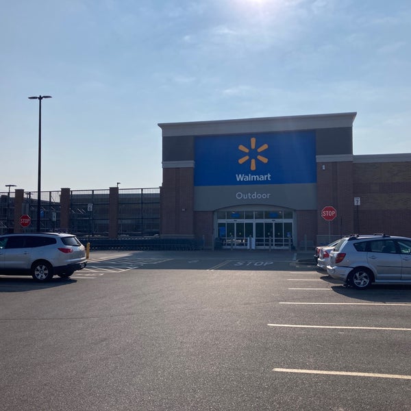 Photos at Walmart Supercenter - Big Box Store in Monona