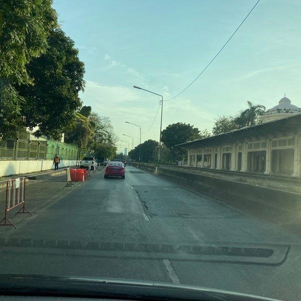 สถานีรถไฟจิตรลดา (Chit Lada) SRT1003 - Rail Station in Dusit