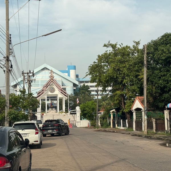 Photos at โรงเรียนสวนกุหลาบวิทยาลัย รังสิต (Suankularb Wittayalai ...