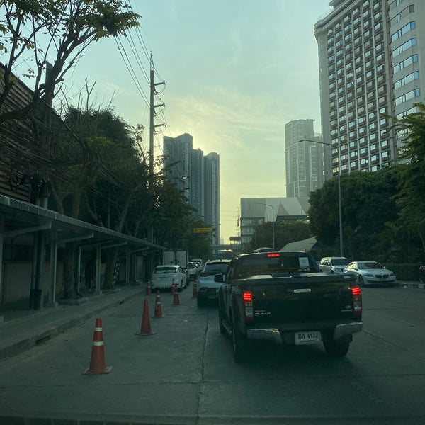 โรงเรียนหอวัง (Horwang School) - 14 tips