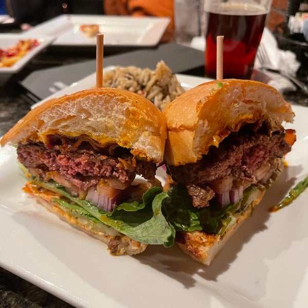 Jonathan's Grille Bellevue - Restaurant in Nashville