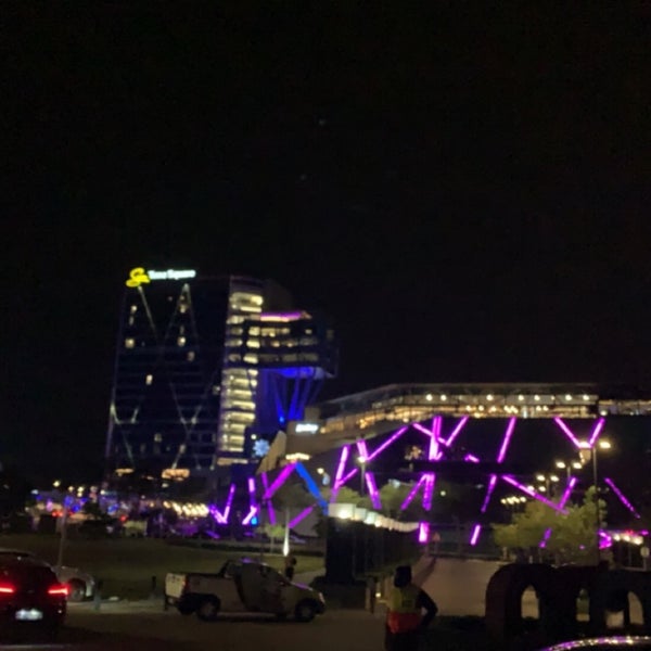 Menlyn Maine Central Square - Shopping Mall in Menlyn Maine