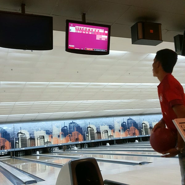 Megalanes Bowling - 12 tips from 1336 visitors