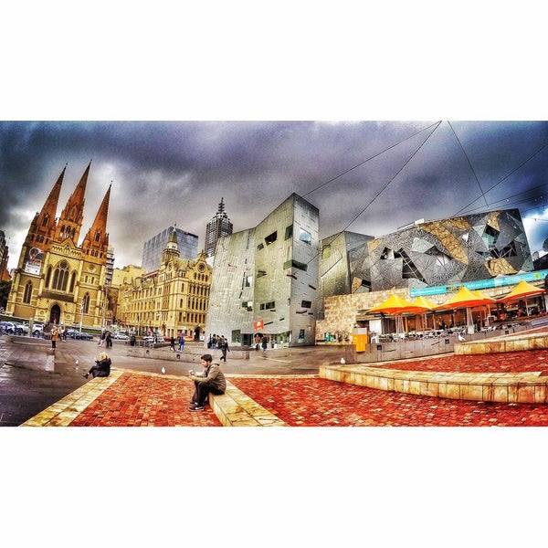 Federation Square Book Market - 3 tips from 131 visitors