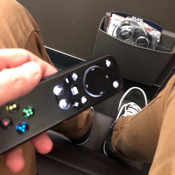 Gate C1 - Airport Gate in Chantilly