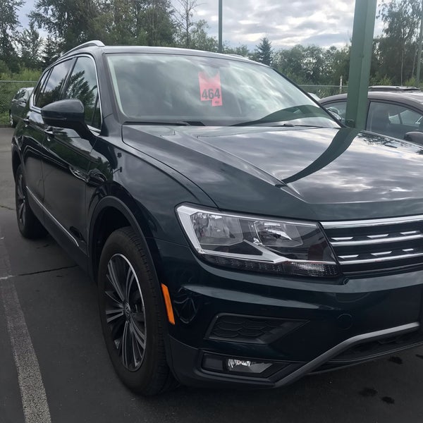 Pignataro Volkswagen - Everett Mall South - 10633 Evergreen Way