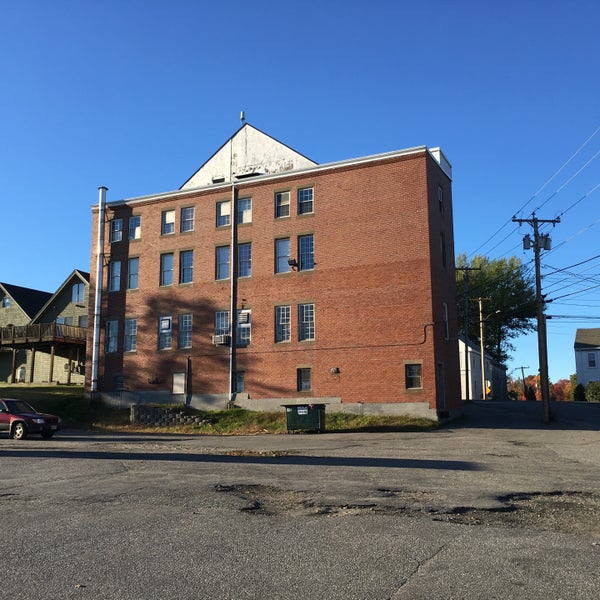 Photos at Maine State Prison Showroom - Thomaston, ME