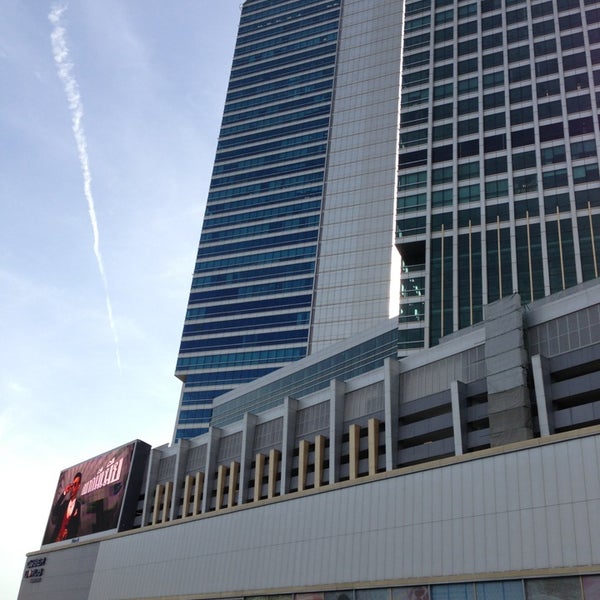 CW Tower - 21 tips from 4384 visitors