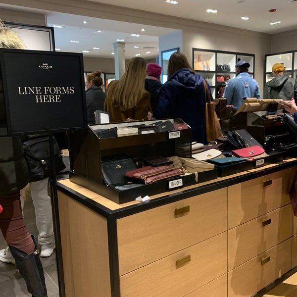 COACH Outlet - Waterloo, NY