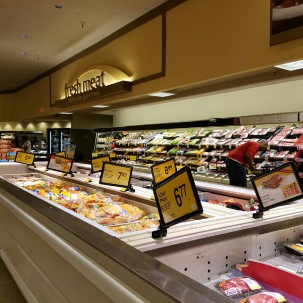 Safeway - Grocery Store in East Wenatchee