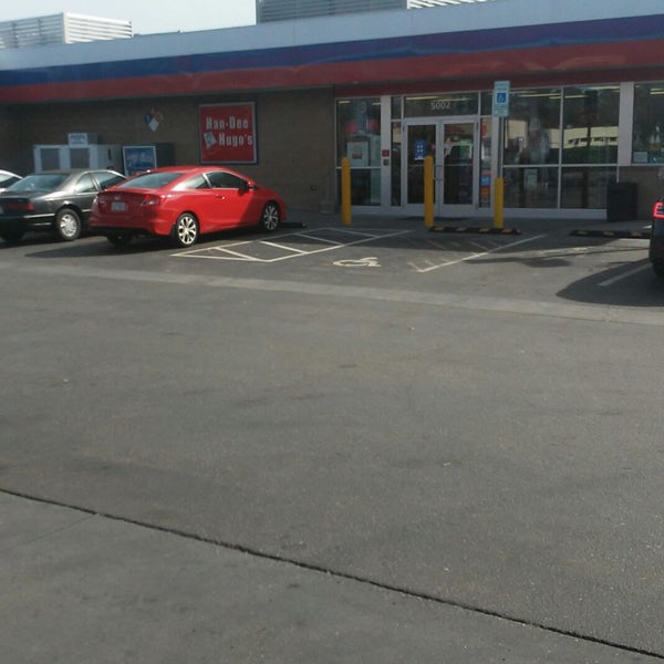 Han-Dee Hugo's - Fuel Station in Wilmington