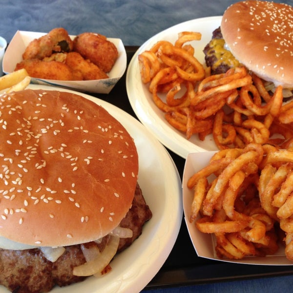 Ben's Big Burgers - 1400 E 2nd Ave