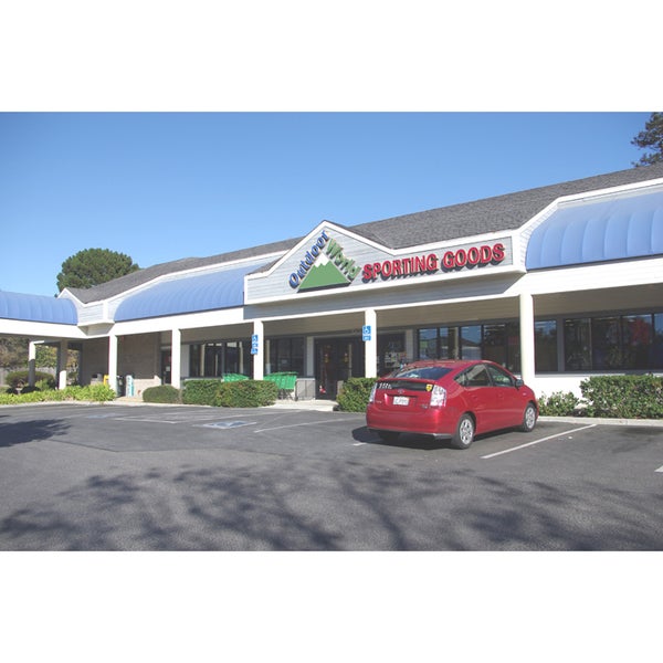 Outdoor World Sporting Goods Sporting Goods Retail outdoor-world-sporting-goods-sporting-goods-retail