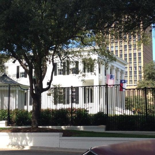 Texas Governor's Mansion - Downtown Austin - Austin, TX
