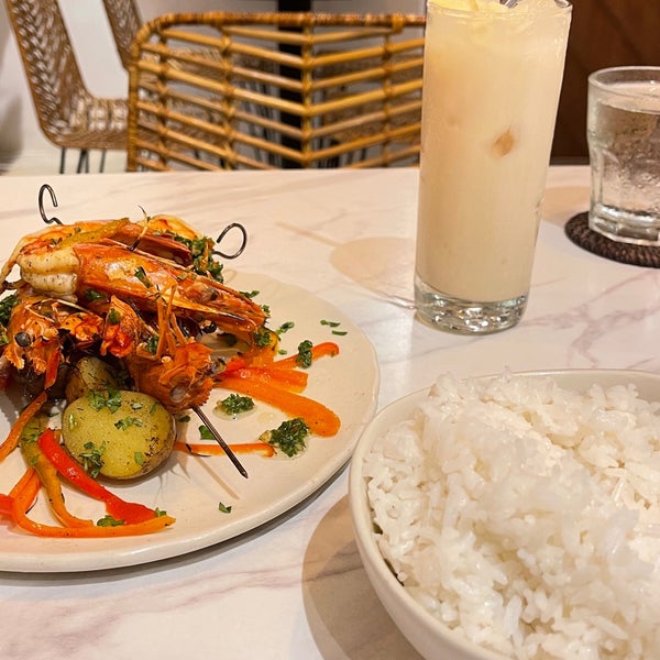 Muchos - Mexican Restaurant