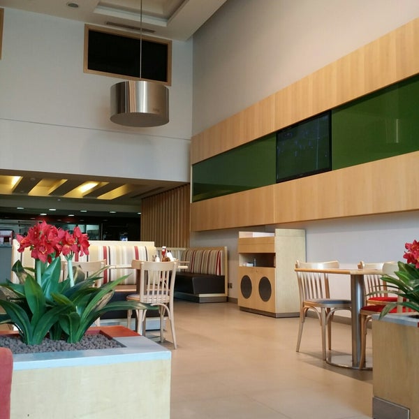 Leil Nhar | ليل نهار (Now Closed) - Breakfast Spot in العليا