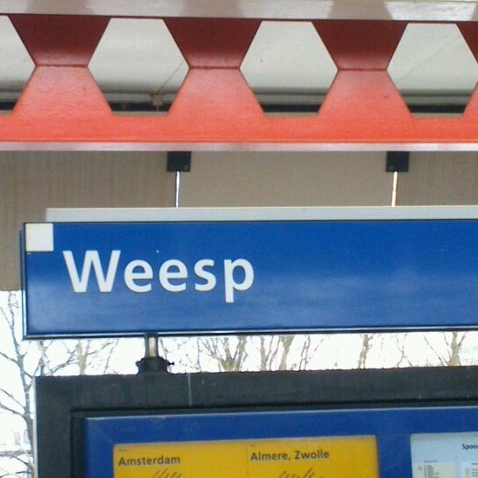 Station Weesp - Train Station in Weesp