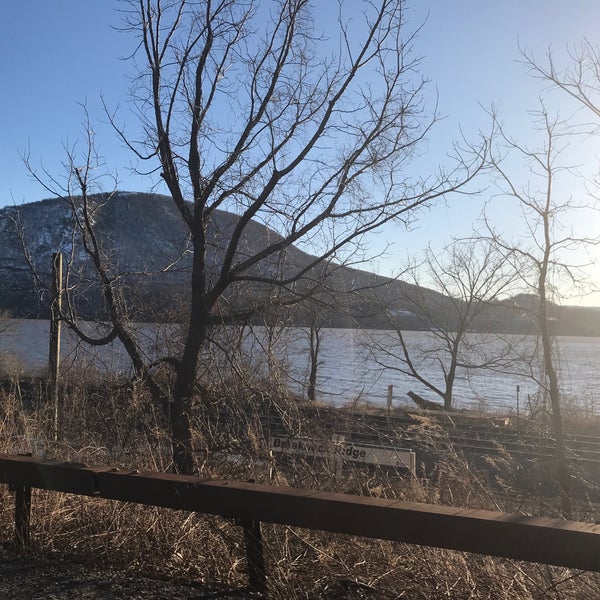 Metro North - Breakneck Ridge Station - 2 tips from 360 visitors