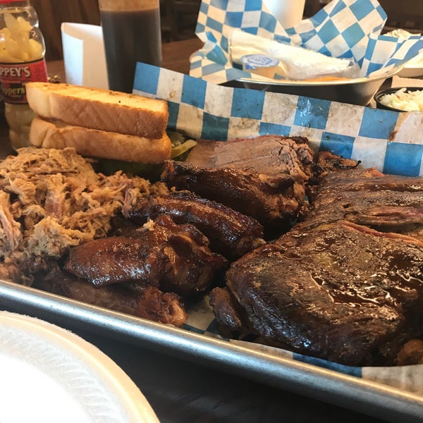 Slick Pig - BBQ Joint in Murfreesboro