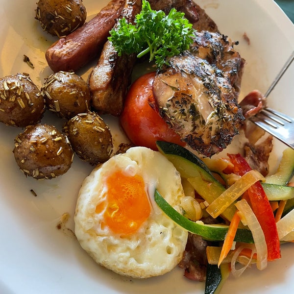 Coachman Inn Restaurant - Changi - 2 tips