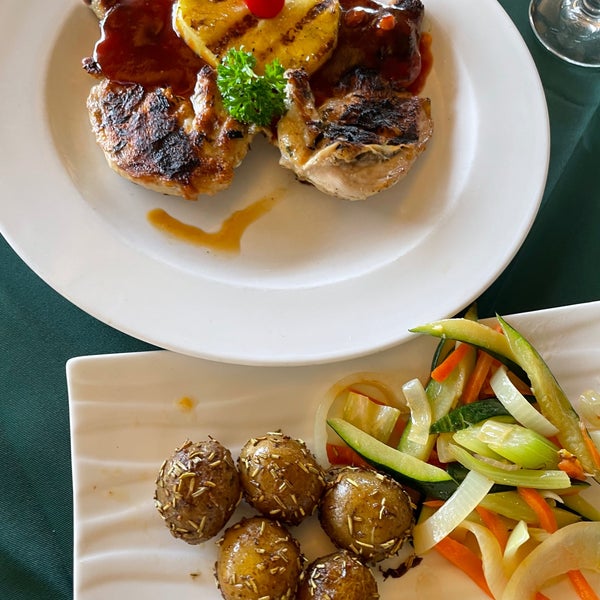 Coachman Inn Restaurant - Changi - 2 tips