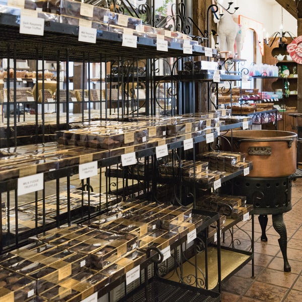 Colonial Candies - Candy Store