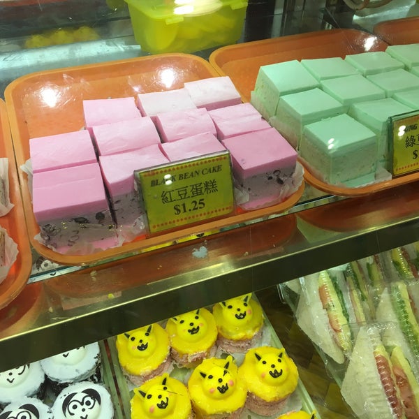 Q Q Bakery - Bakery in Chinatown