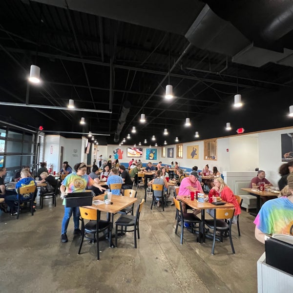 Big Bear Biscuits - Keystone at The Crossing - Indianapolis, IN