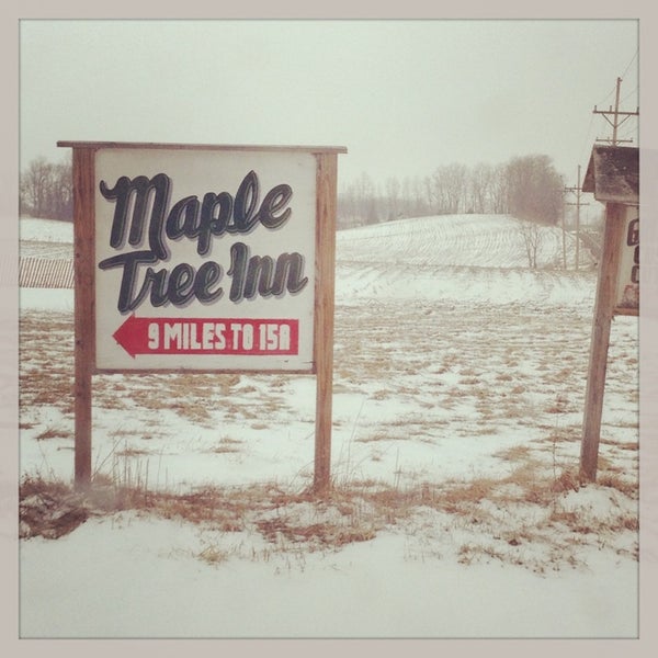 Cartwright's Maple Tree Inn - American Restaurant