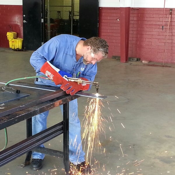 Arizona Automotive Institute - Trade School