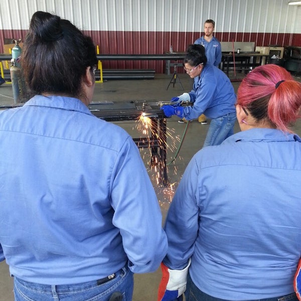 Arizona Automotive Institute - Trade School