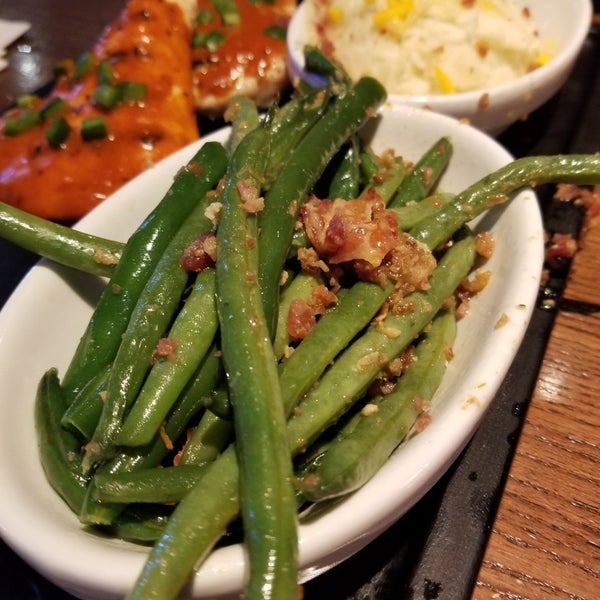 TGI Fridays - American Restaurant in Simi Valley