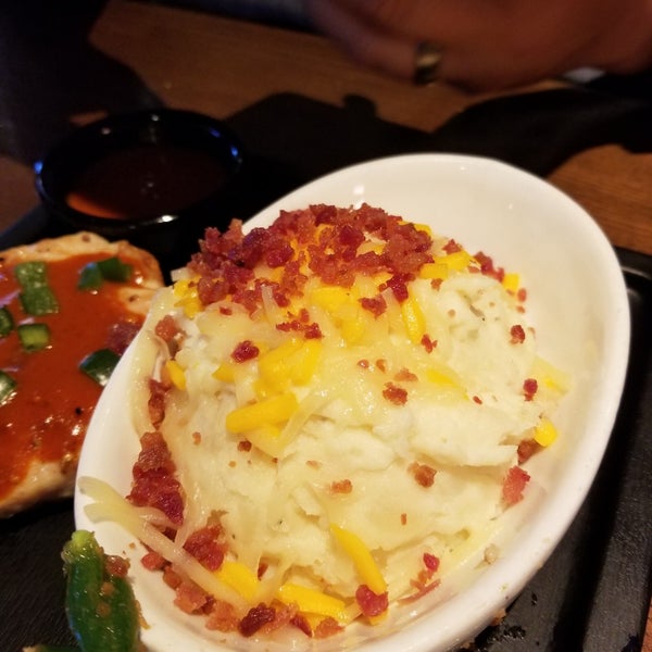 TGI Fridays - American Restaurant in Simi Valley