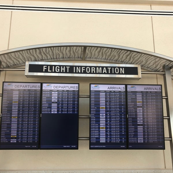 Gate D8 - at Concourse D