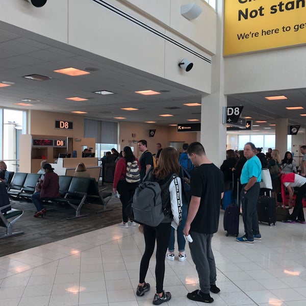 Gate D8 - at Concourse D