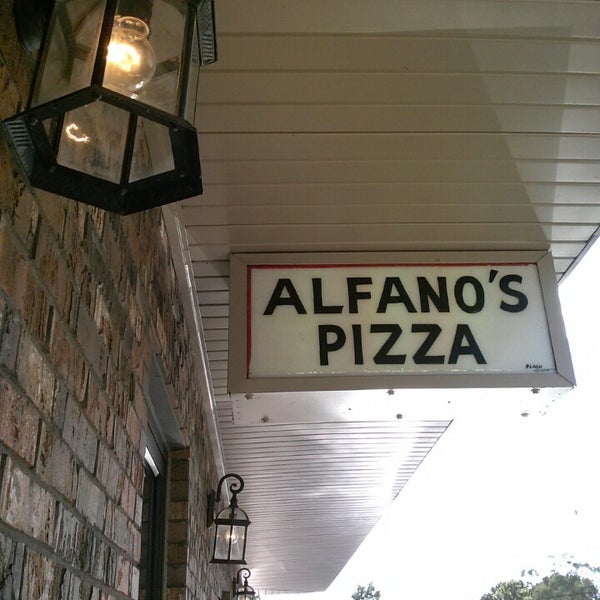 Alfano’s Restaurant - 801 S 4th St